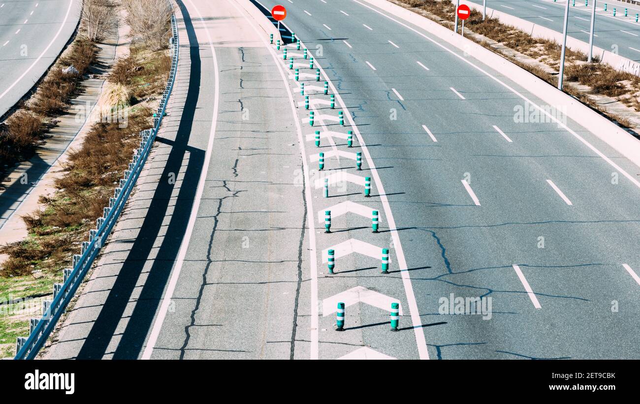 Raod curve hi-res stock photography and images - Alamy