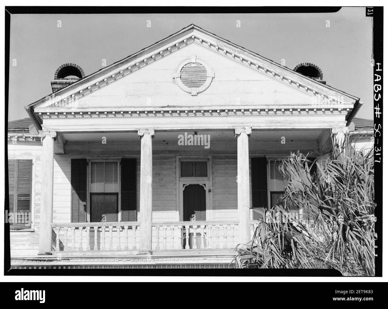 Pediment Mary Man House Georgetown Stock Photo - Alamy