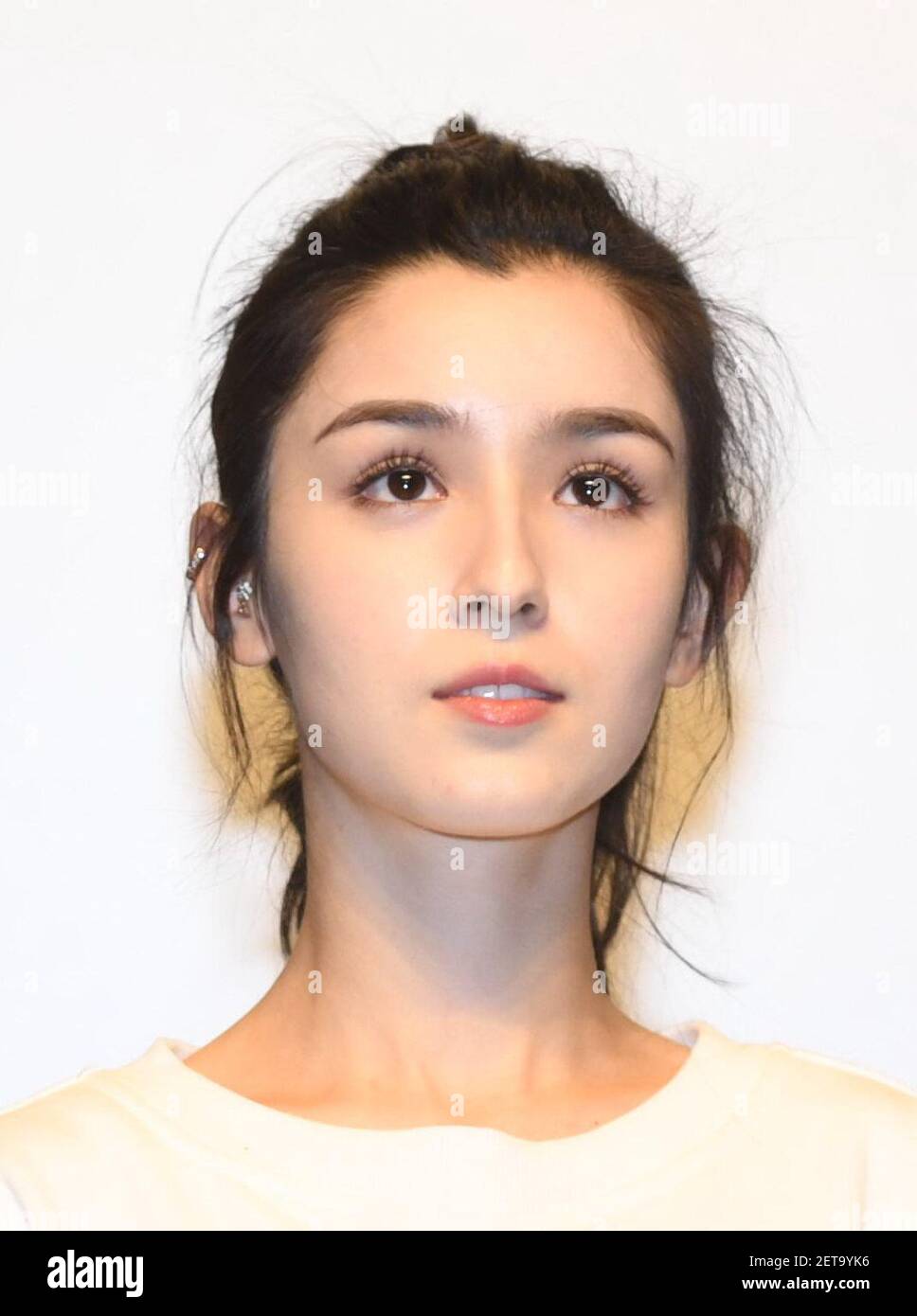 --FILE--Chinese actress and dancer Hani Kyzy shows up at a promotional event of her new variety ...