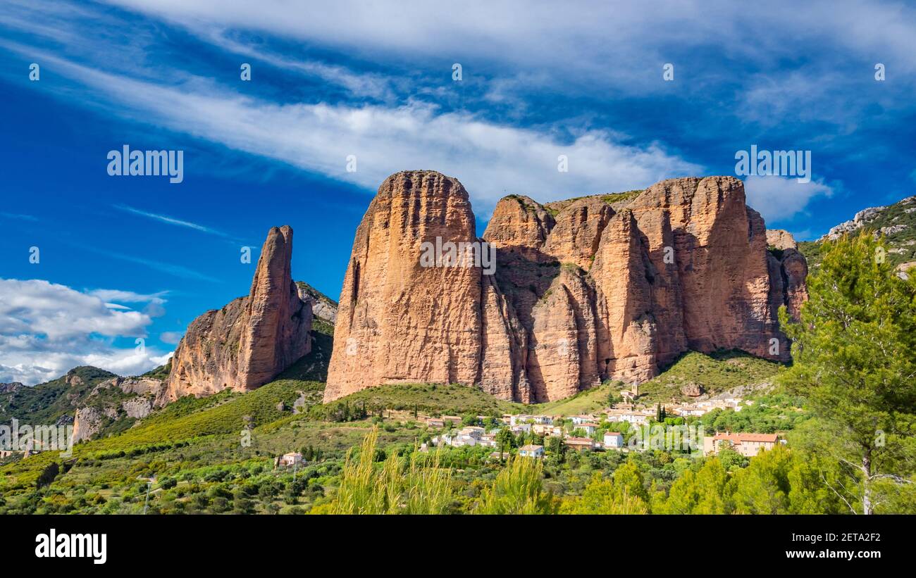 A scenic view of the famous rock formations of Mallos de Riglos in ...