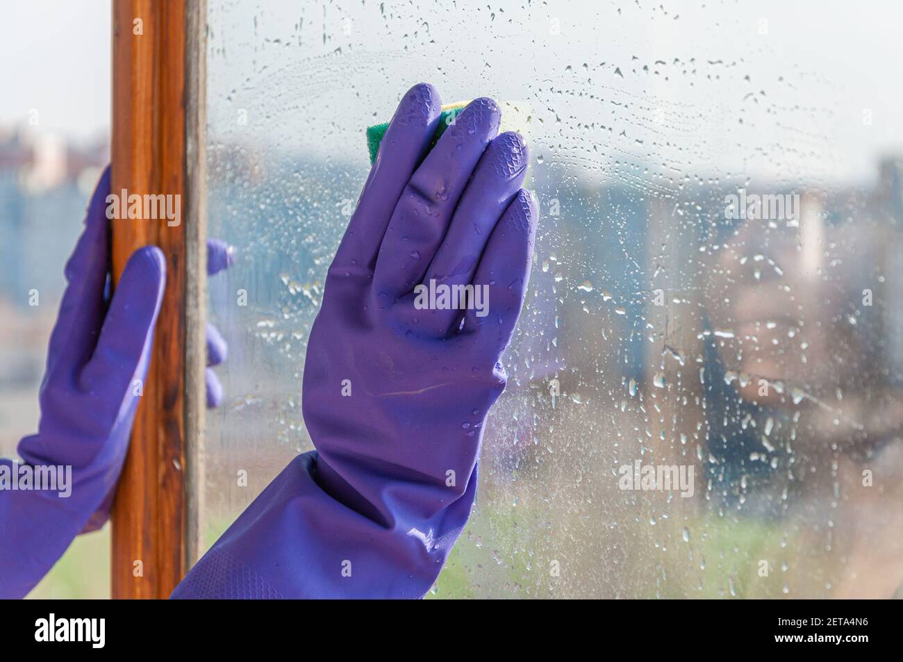 Dusty window frame hi-res stock photography and images - Alamy