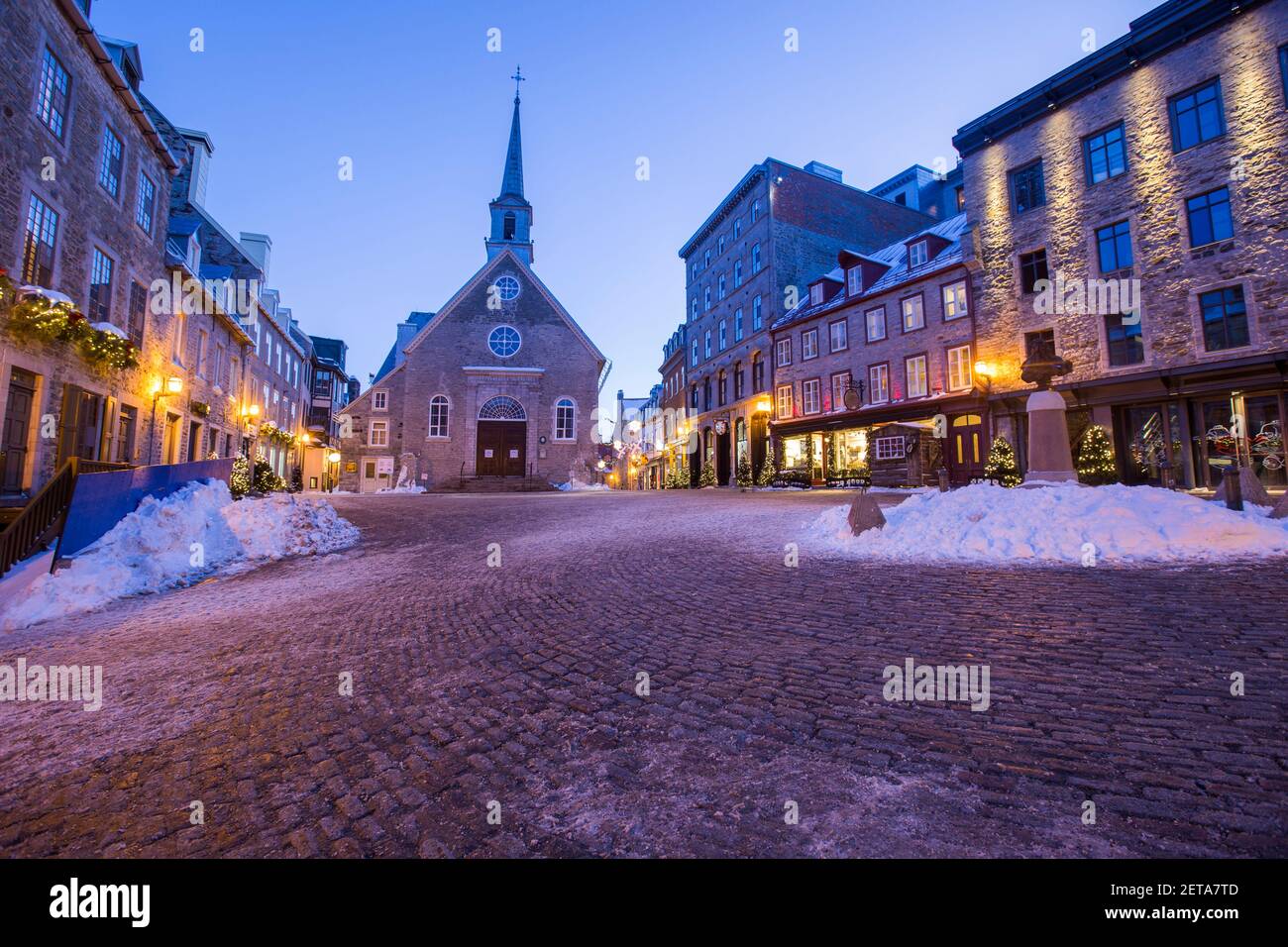 Old Quebec City downtown in winter Stock Photo - Alamy