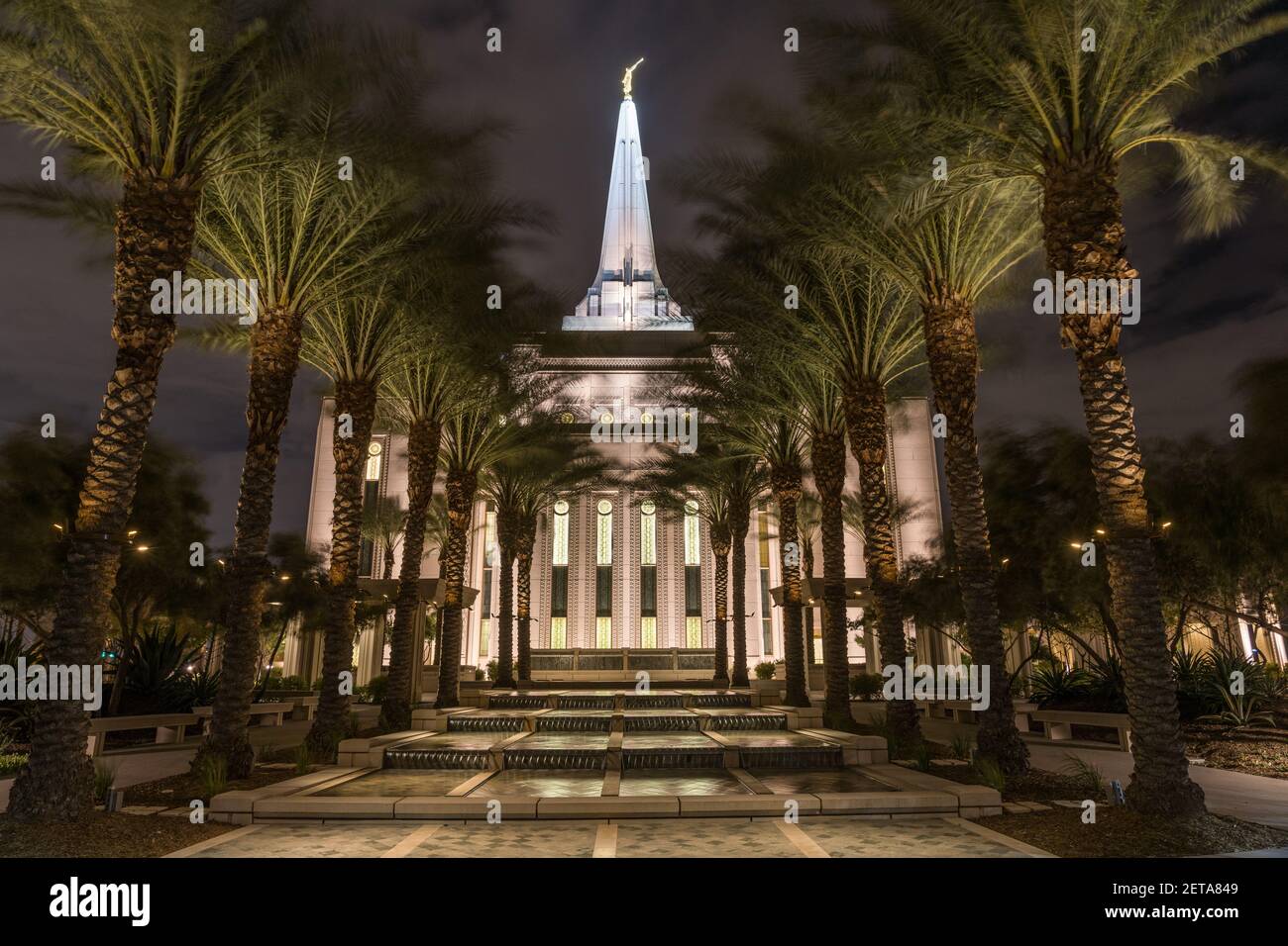 The Gilbert Arizona Temple of The Church of Jesus Christ of Latter-day ...