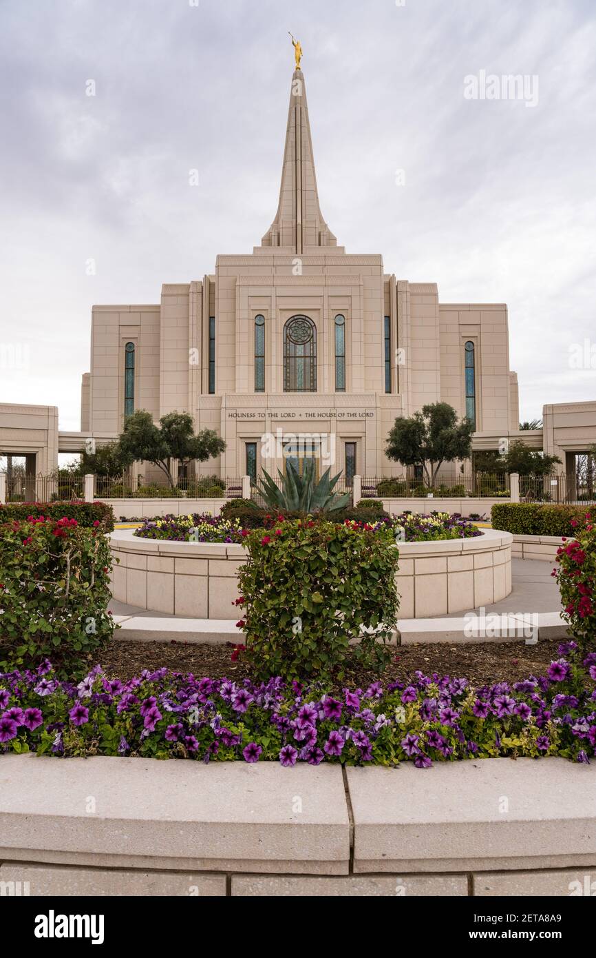 Gilbert arizona temple hi-res stock photography and images - Alamy