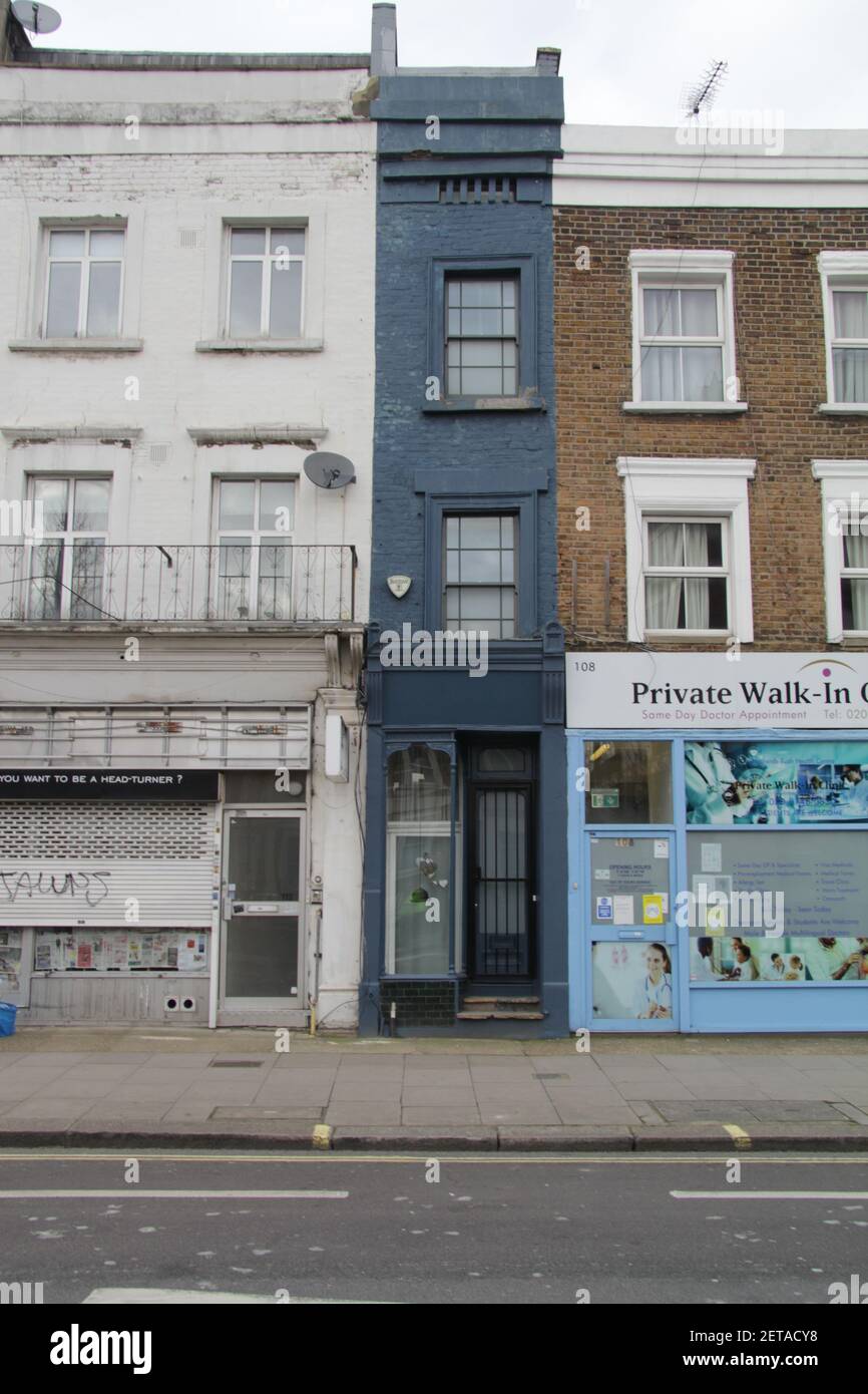 The Narrowest House in London on Goldhawk Road Stock Photo - Alamy