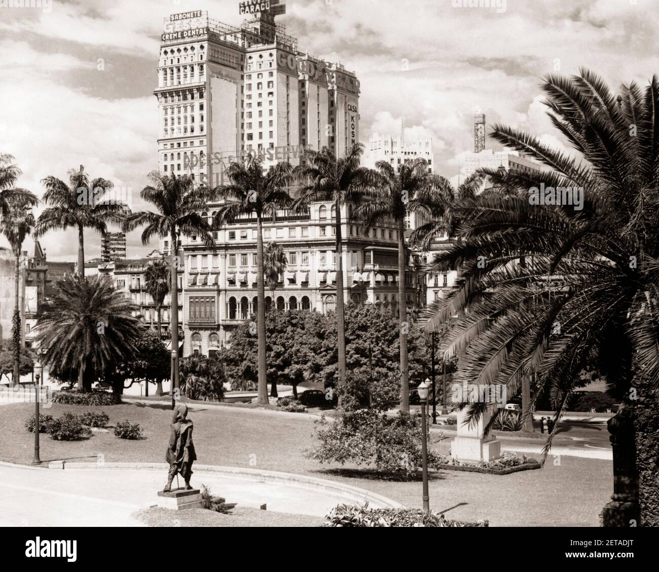 San Paulo Brazil 1950 Navigating Life And Work In Old Republic São