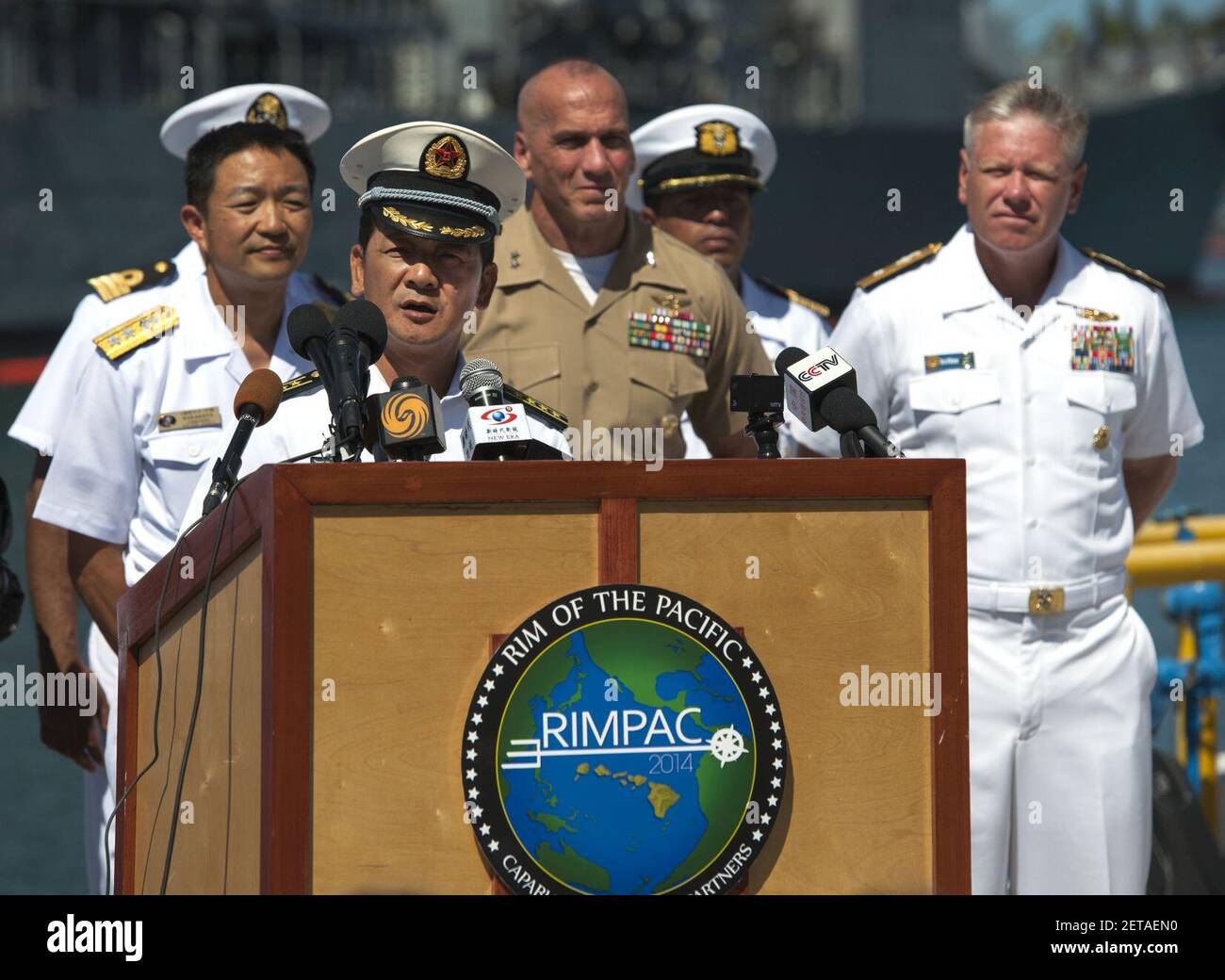 Peoples liberation army navy senior capt hi-res stock photography and ...