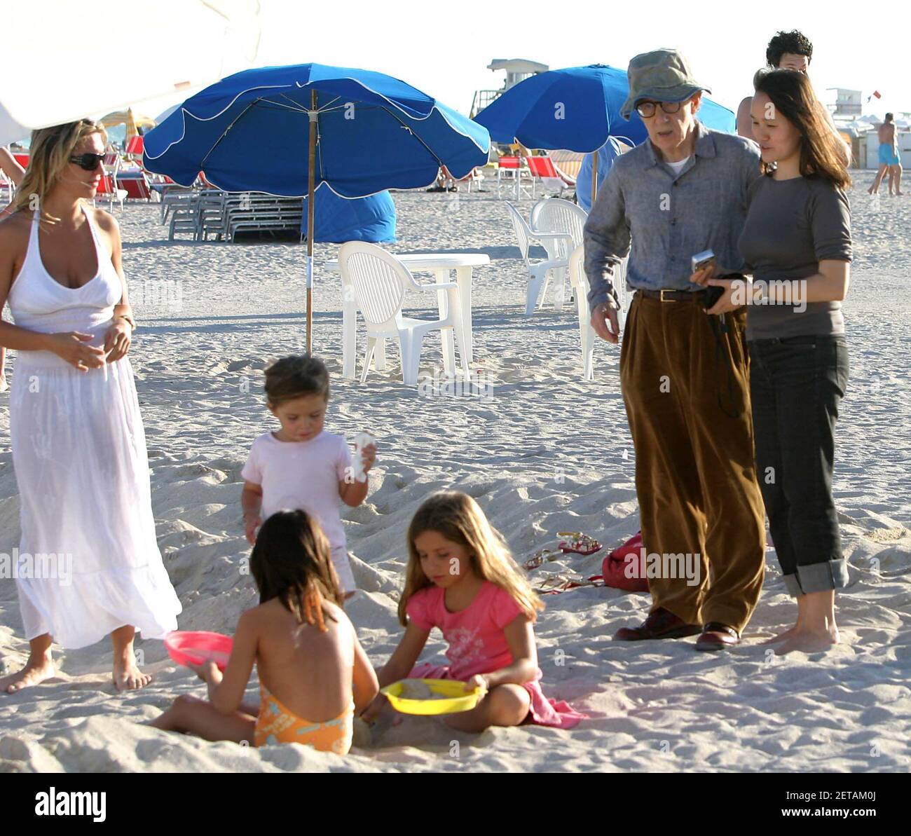 Miami Beach Fl December 29 Woody Allen And Soon Yi Previn Play With