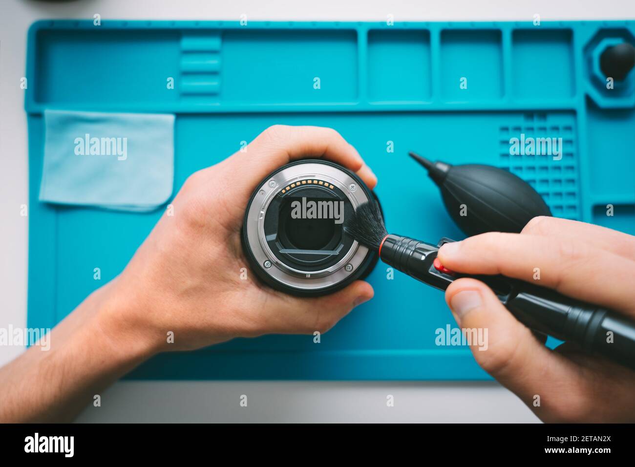 Black air cleaner hi-res stock photography and images - Alamy