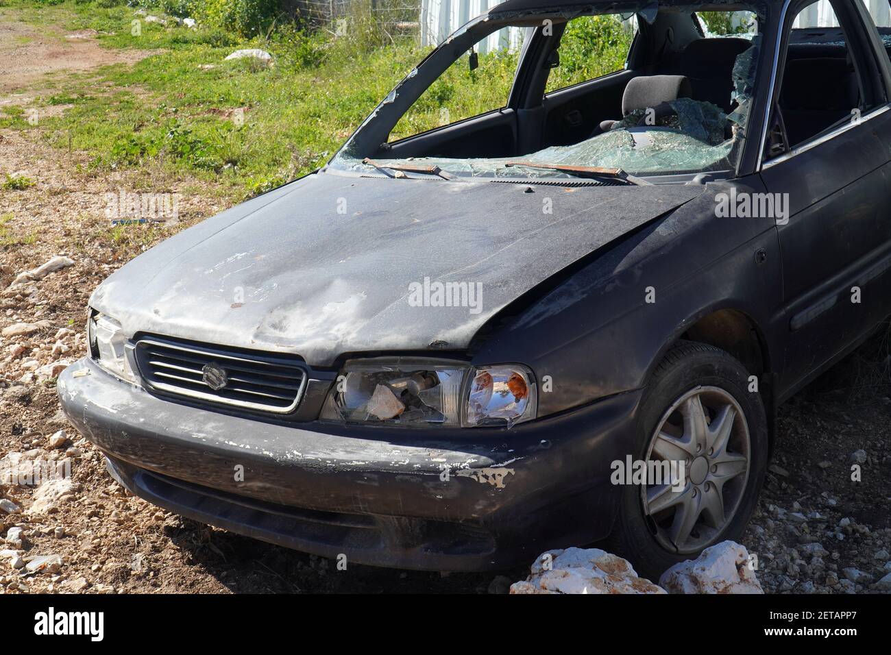 HAIFA, ISRAEL - Feb 14, 2021: old rusty car with smashed windows Stock ...