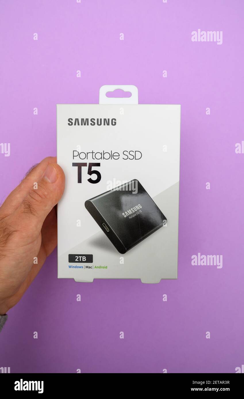 Ssd package hi-res stock photography and images - Alamy