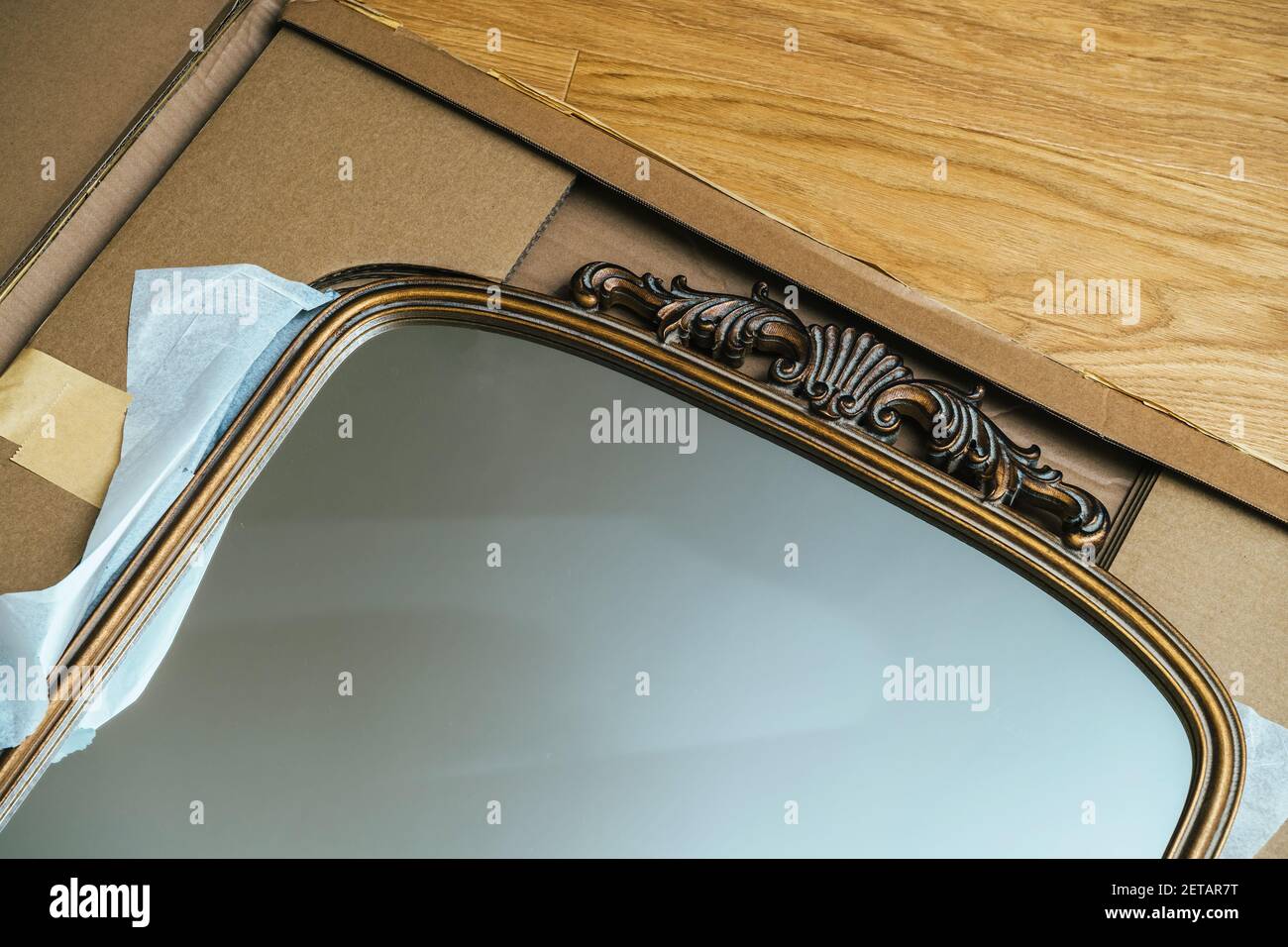 Fragile objects hi-res stock photography and images - Alamy