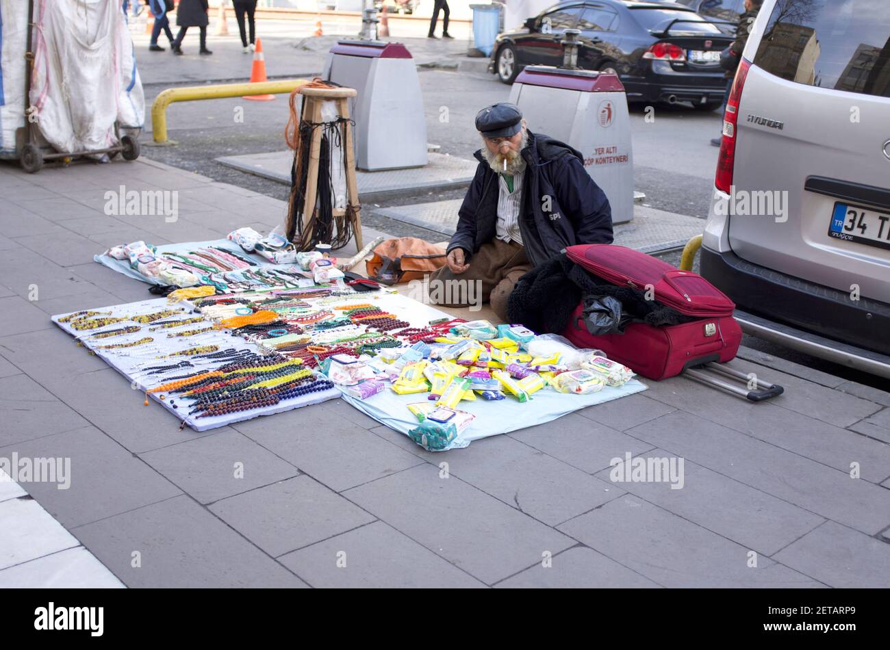 Street vendor and her wares hi-res stock photography and images - Alamy