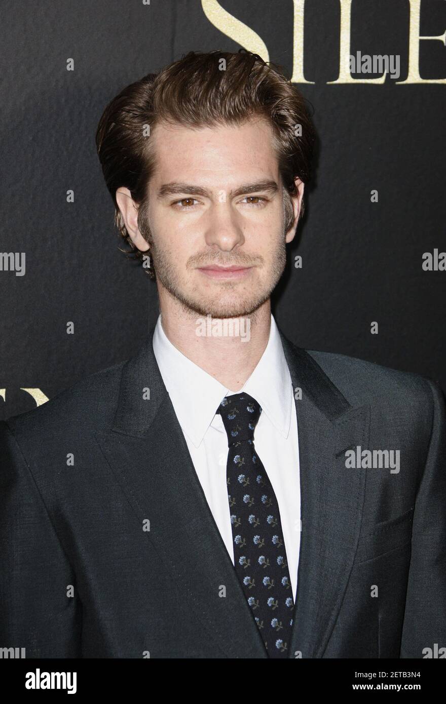 Actor Andrew Garfield arrives at the premiere of Paramount Pictures ...
