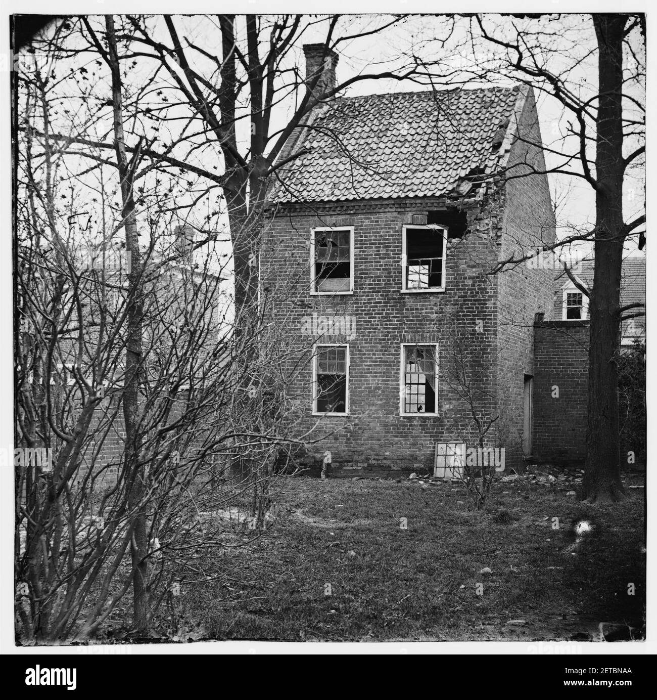 Damaged house Black and White Stock Photos & Images - Alamy