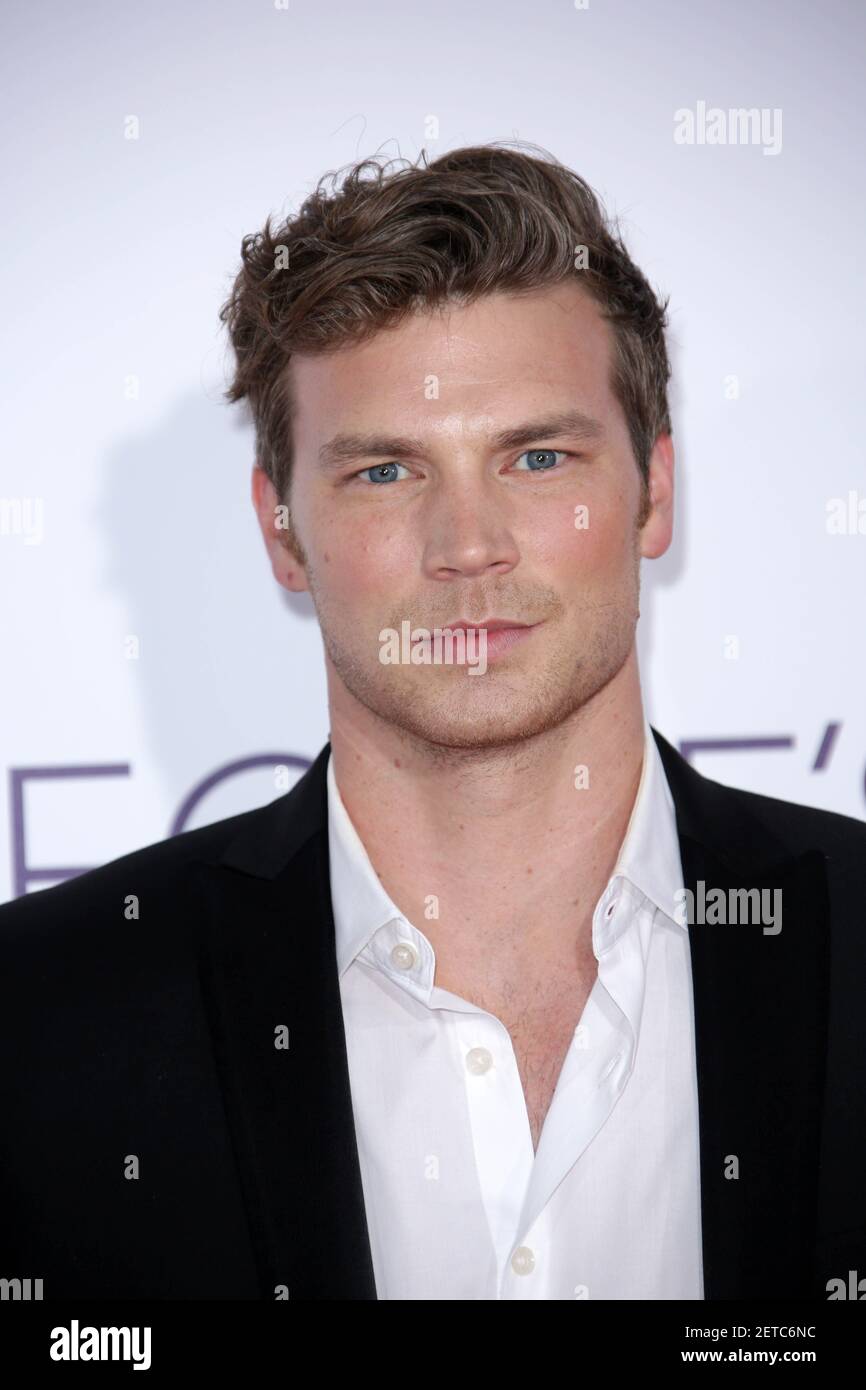 Derek Theler at the 42nd Annual People's Choice Awards Arrivals at the ...