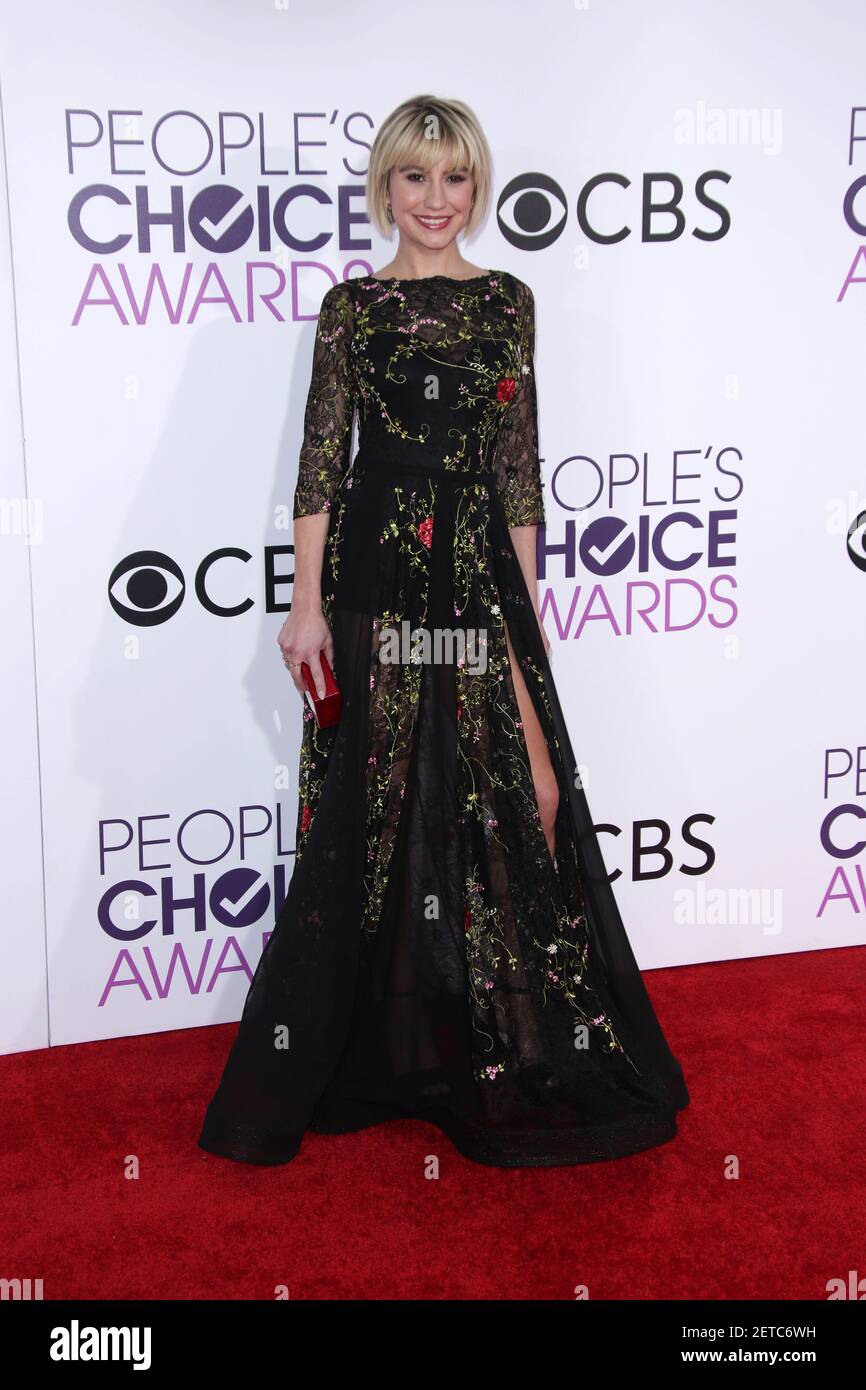 Chelsea Kane at the 42nd Annual People's Choice Awards Arrivals at the ...