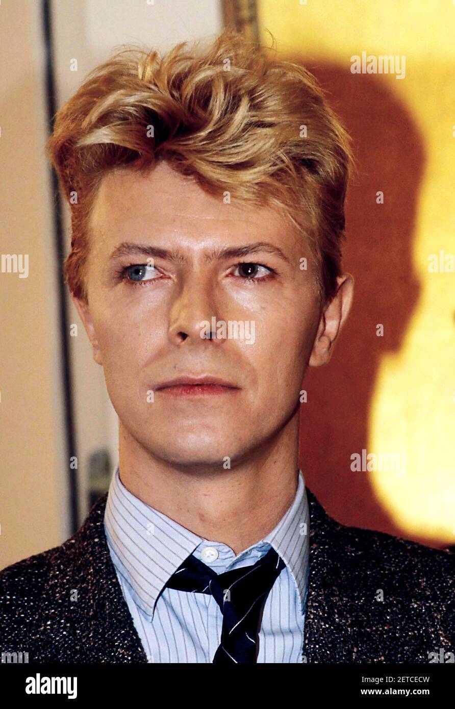 David Bowie at the Carlyle Hotel 1980s Photo by Adam Scull-PHOTOlink.net Stock Photo - Alamy