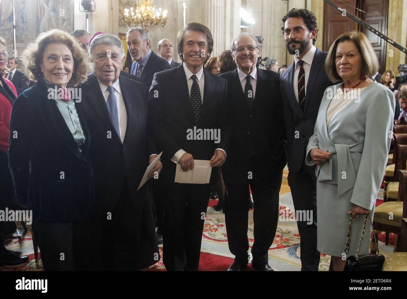 Julia GutiÃ©rrez Caba, Jose Maria Anson, Raphael, Emilio Gutierrez Caba ...