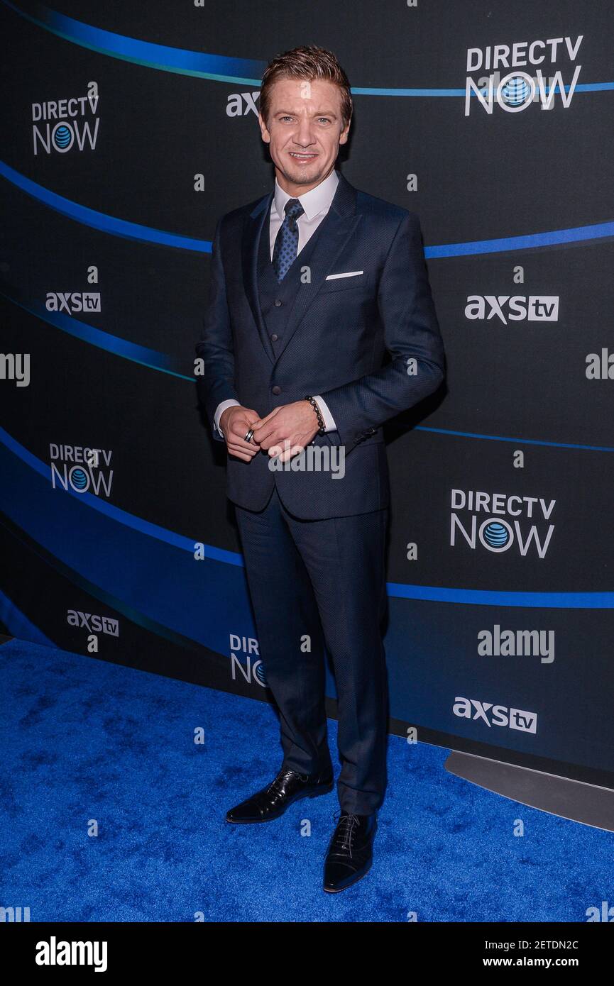 Jeremy Renner arriving on the red carpet for the AT&T presents DIRECTV ...