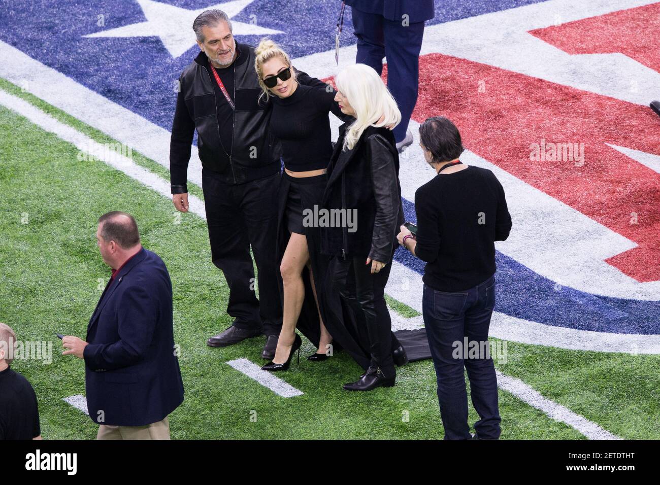 Lady Gaga with her parents Cynthia Bissett and Joe Germanotta on the ...