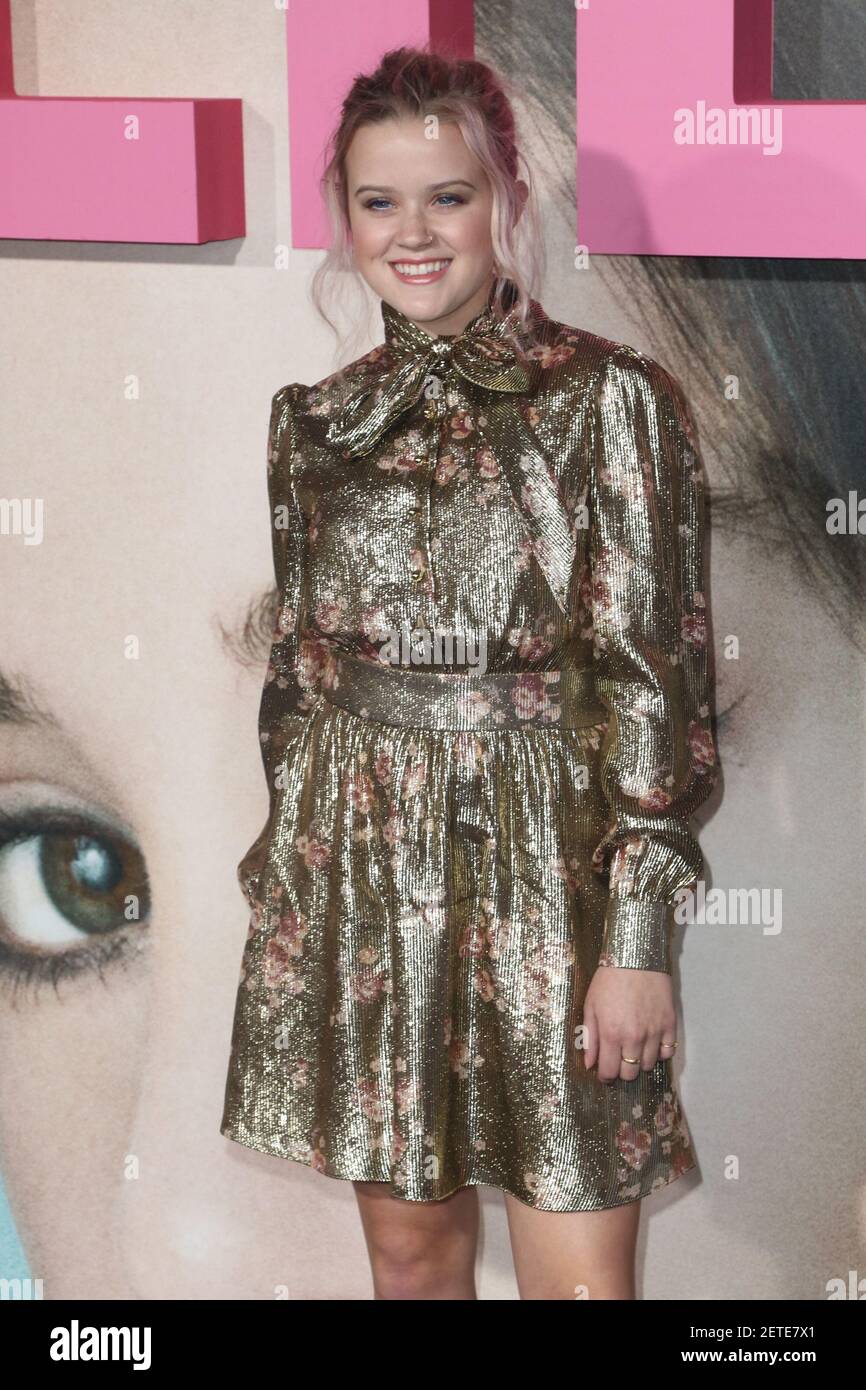Ava Elizabeth Phillippe at The Premiere Of HBO's 'Big Little Lies' held ...