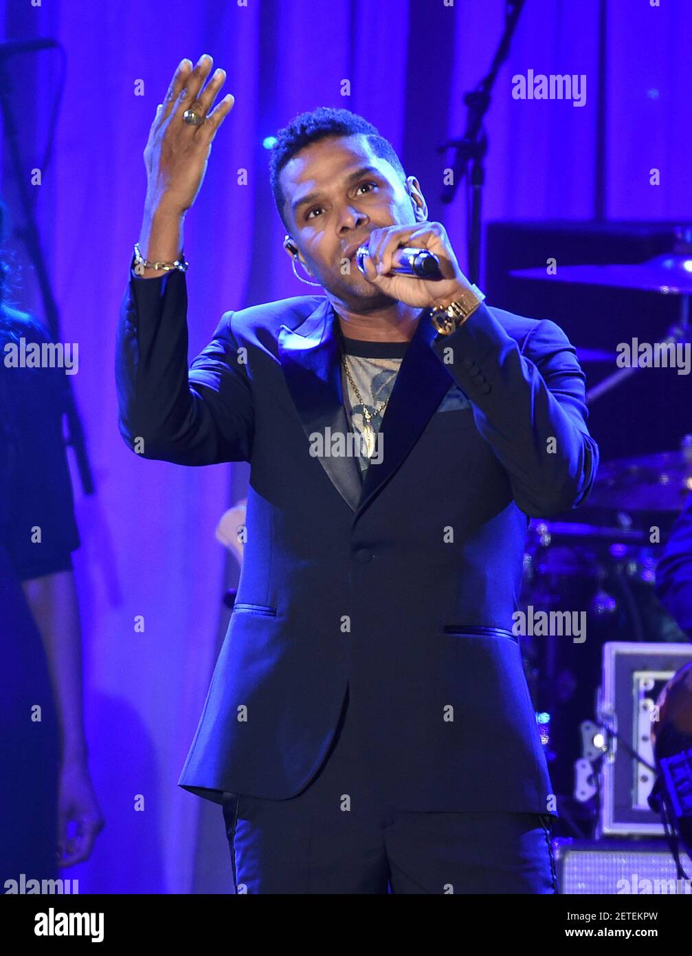 BEVERLY HILLS - FEBRUARY 11: Maxwell onstage at the 2017 Clive Davis ...