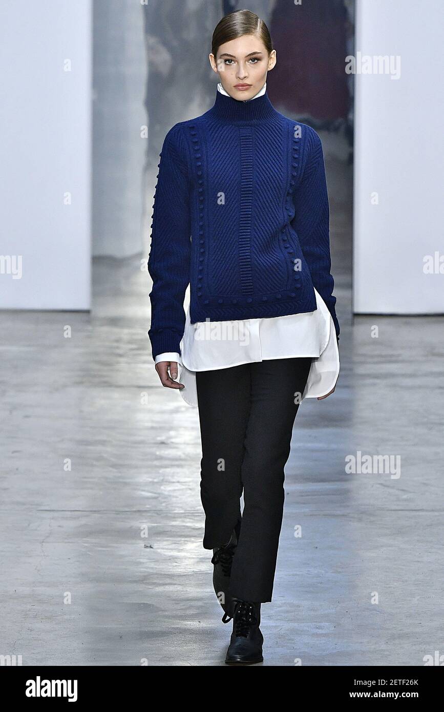 Model Grace Elizabeth walks on the runway during the Carolina Herrera ...