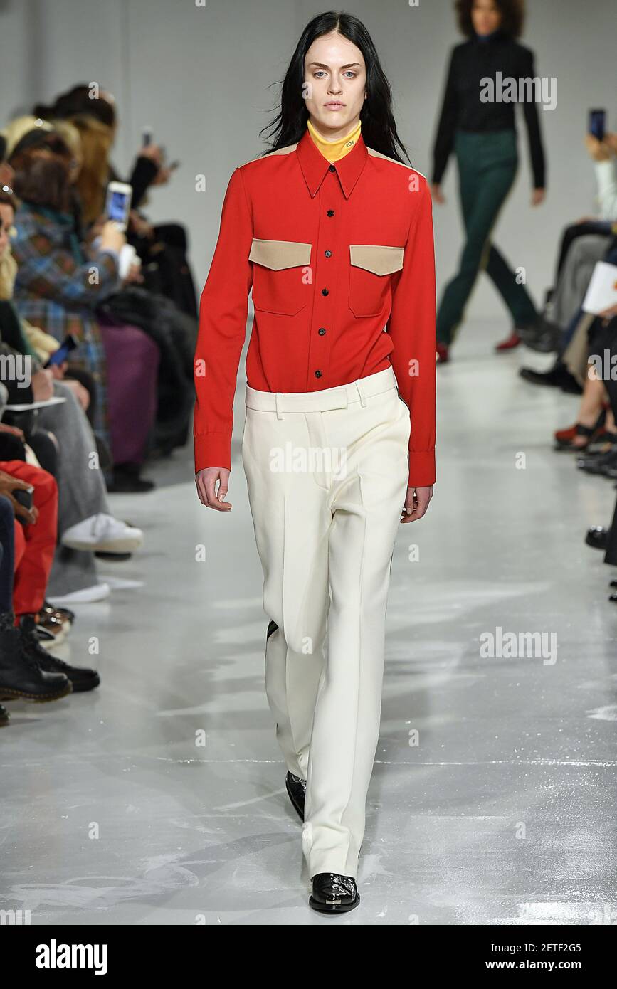 Model Sarah Brannon walks on the runway during the Calvin Klein Fashion ...