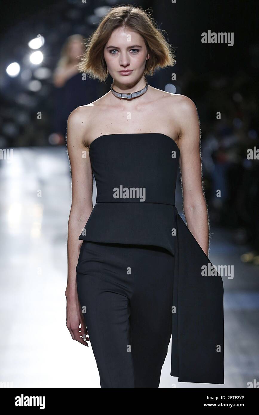 Model Sanne Vloet walks on the runway during the Cushnie et Ochs ...