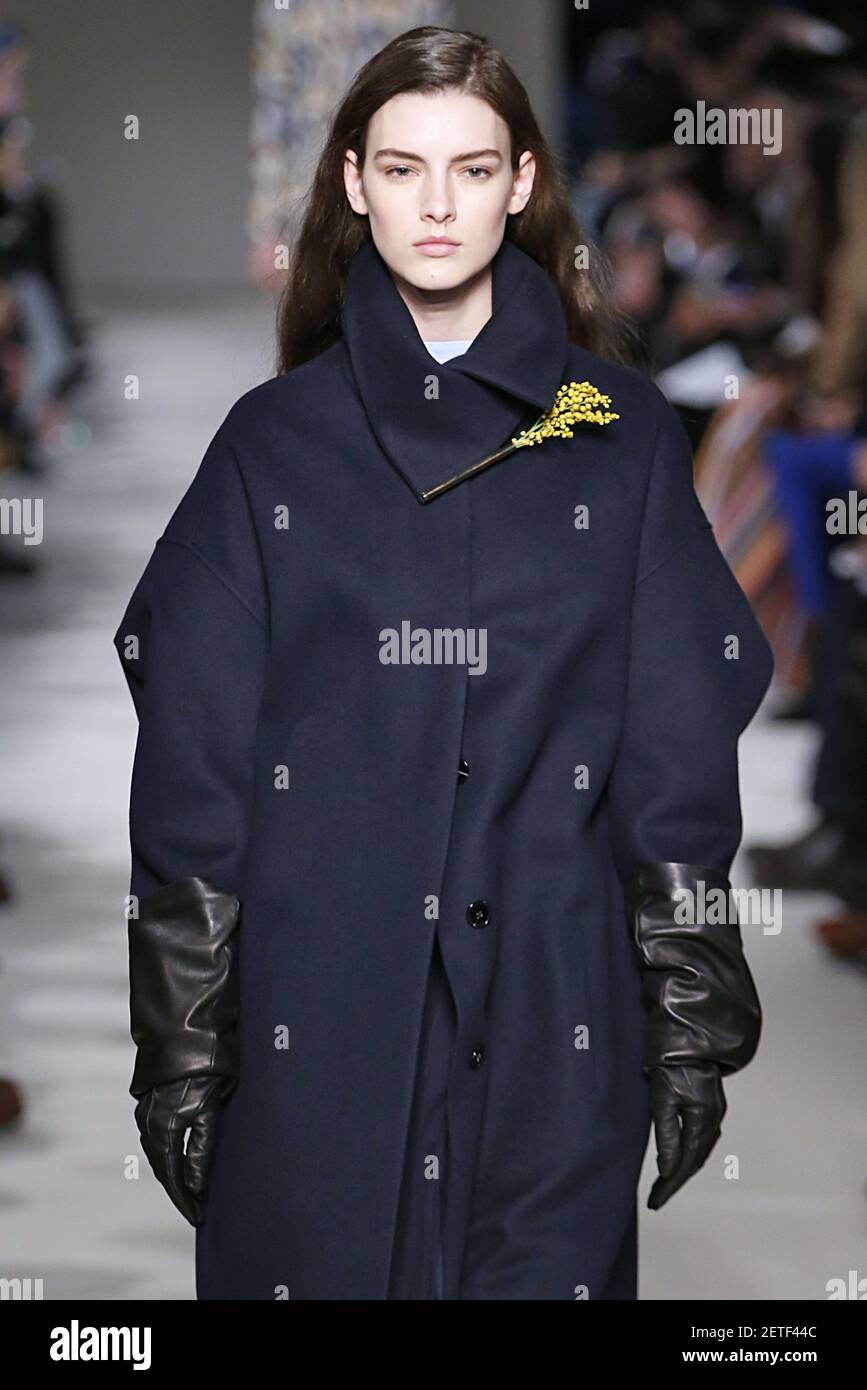 Model Marie Damian walks on the runway during the Victoria Beckham ...