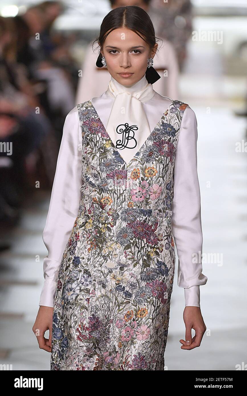 Model Alena Po walks on the runway during the Tory Burch Fashion Show ...