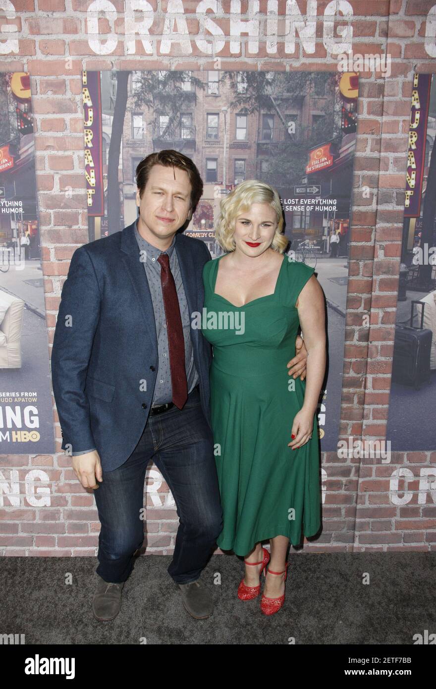 Valerie chaney and pete holmes hi-res stock photography and images - Alamy