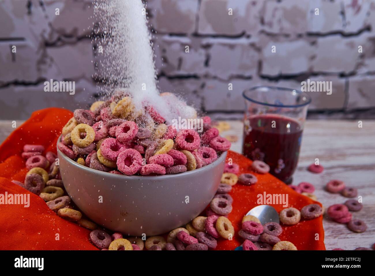 Food mess spill cereal hi-res stock photography and images - Alamy
