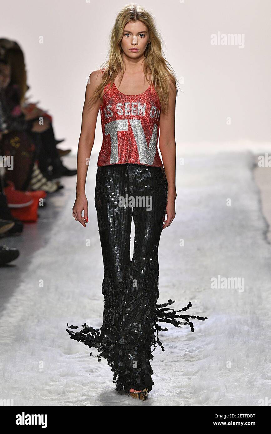 Model Stella Maxwell walks on the runway during the Jeremy Scott ...