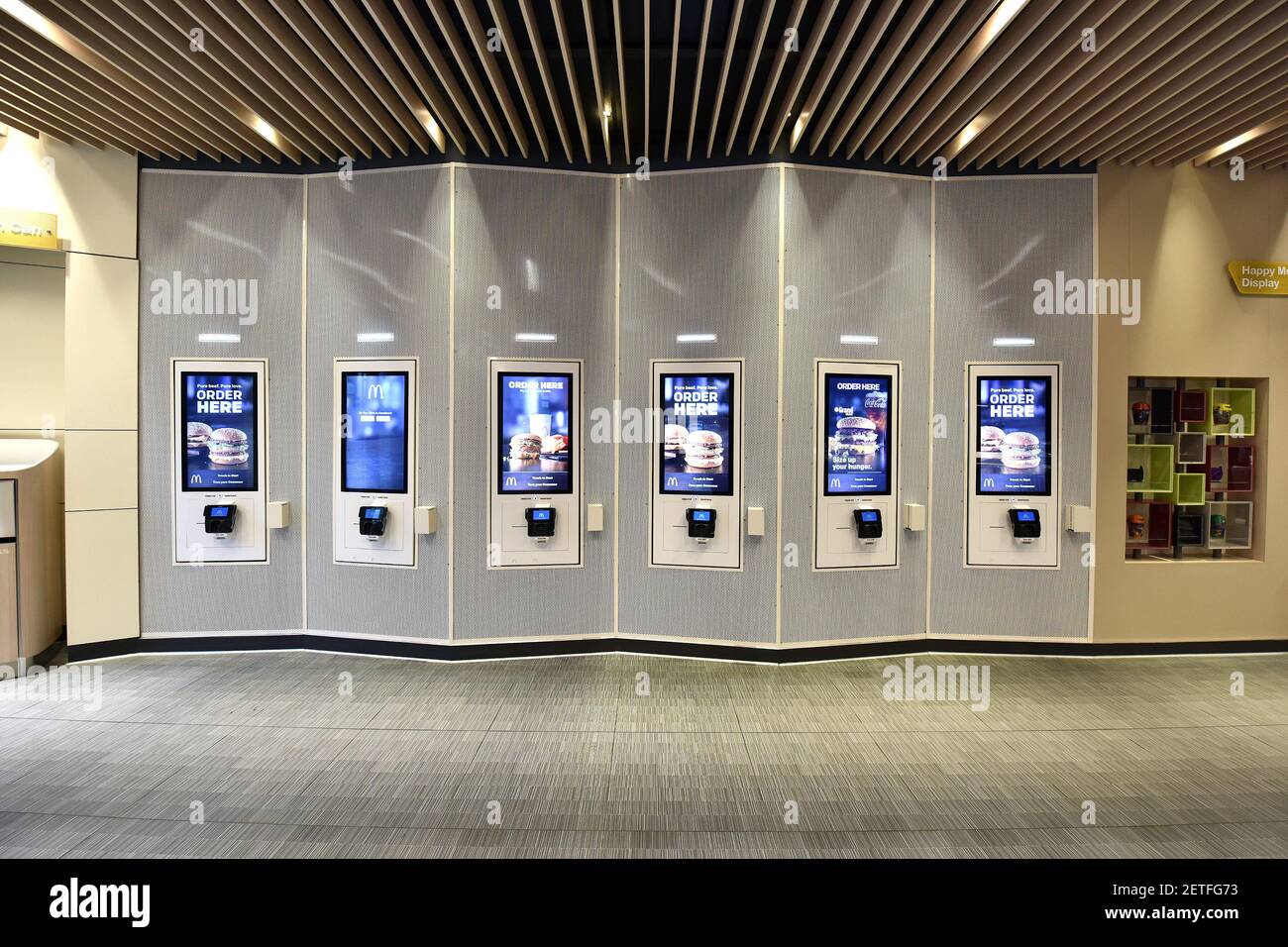 Flat-panel touch-screen menu display system for customers to place ...