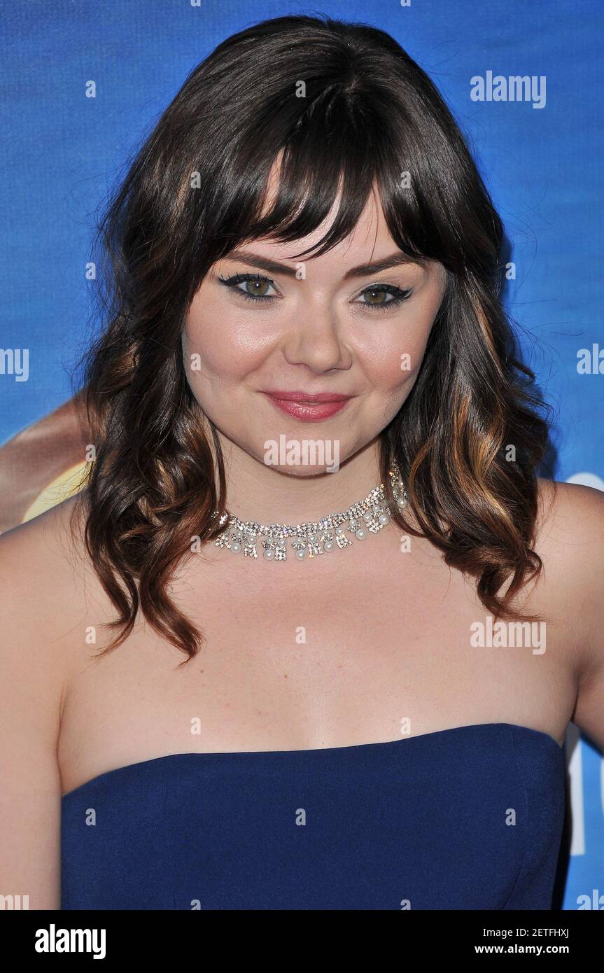 Melissa Hunter arrives at the 2017 Writers Guild Awards L.A. Ceremony ...