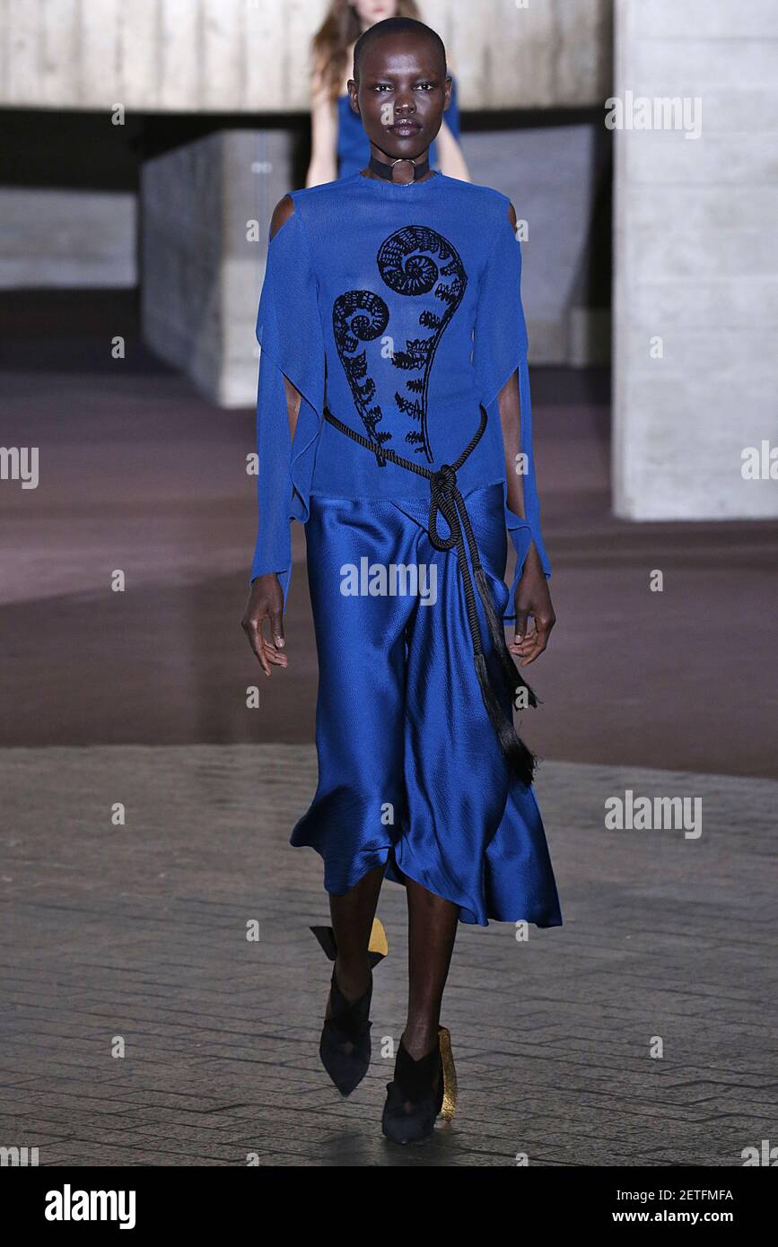 Model Grace Bol walks on the runway during the Roland Mouret Fashion ...
