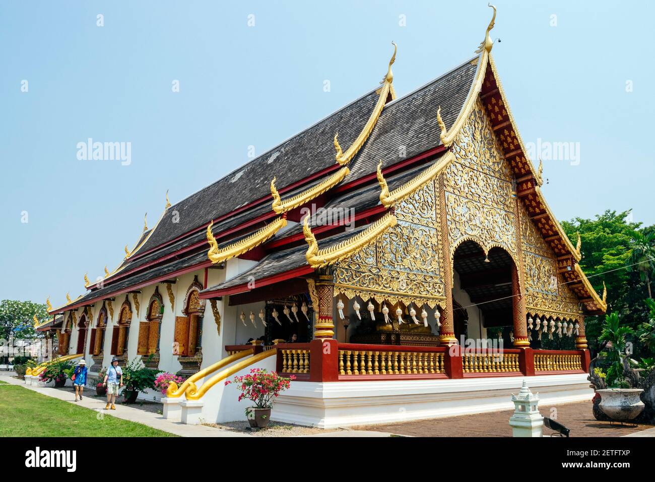 Thai temple gate at Wat Lamchang, Chiangmai, Thailand Stock Photo - Alamy