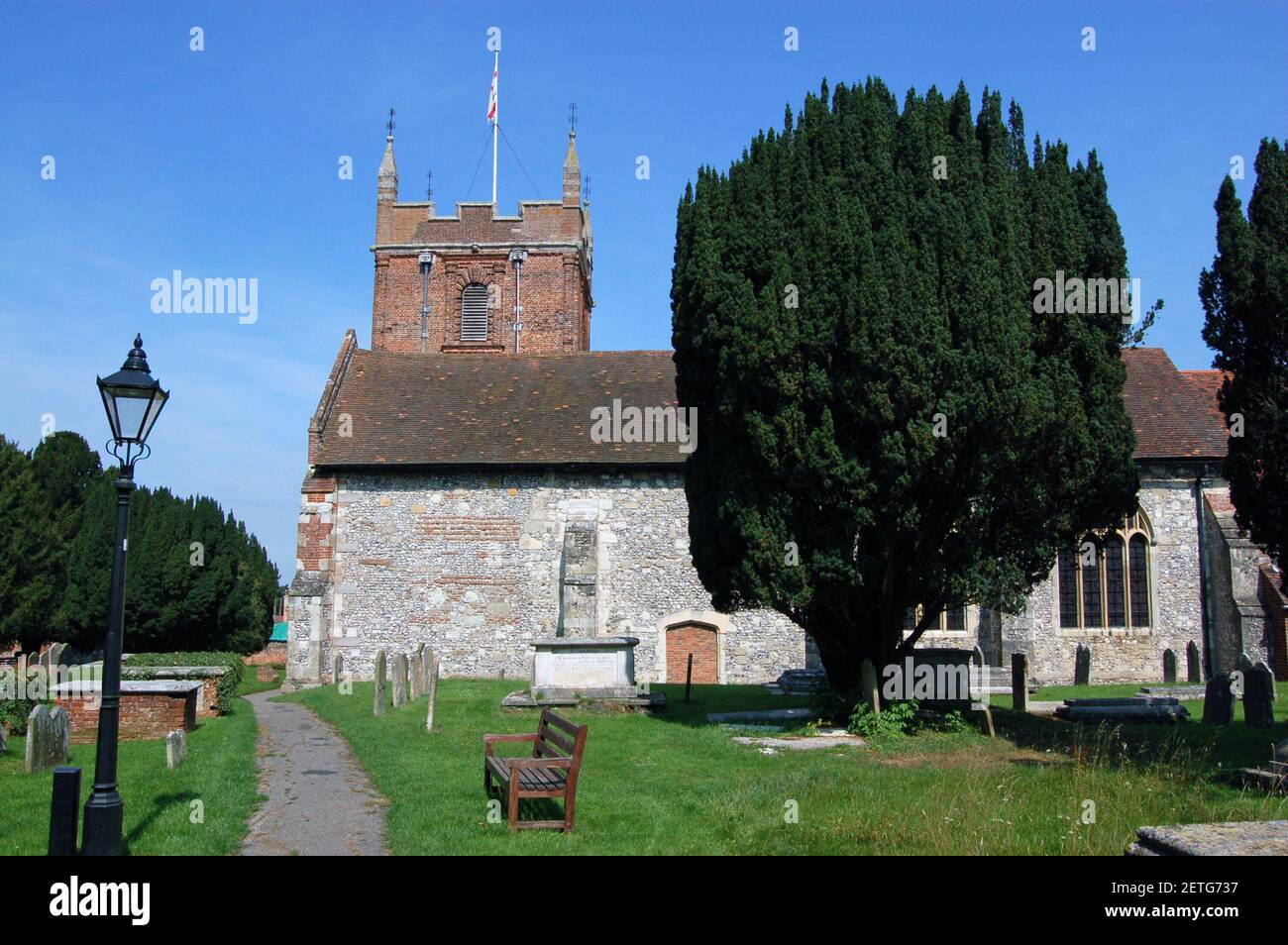 Odiham church hi-res stock photography and images - Alamy