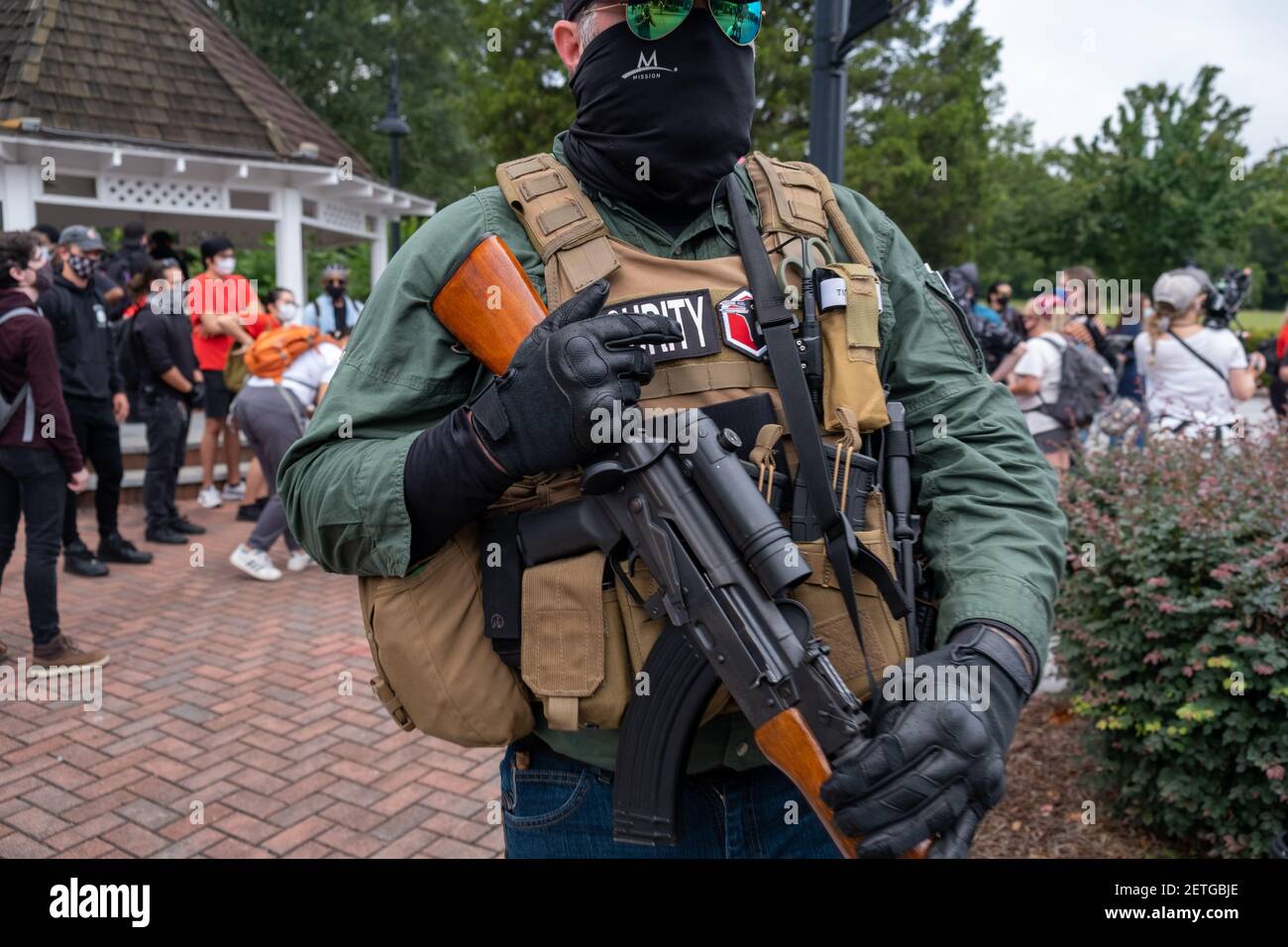 Militia hi-res stock photography and images - Alamy