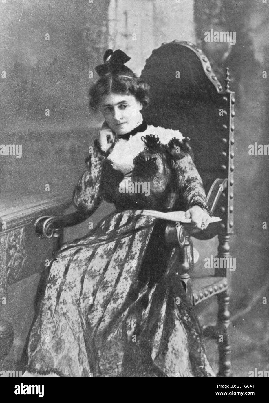 Phoebe davies hi-res stock photography and images - Alamy