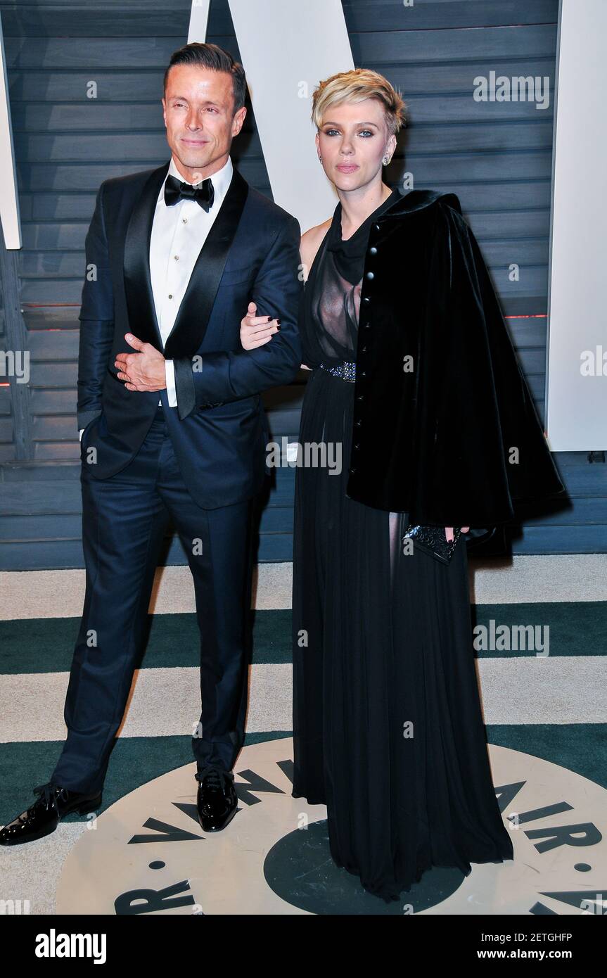 Joe Machota and Scarlett Johansson walking the red carpet at the 2017 ...