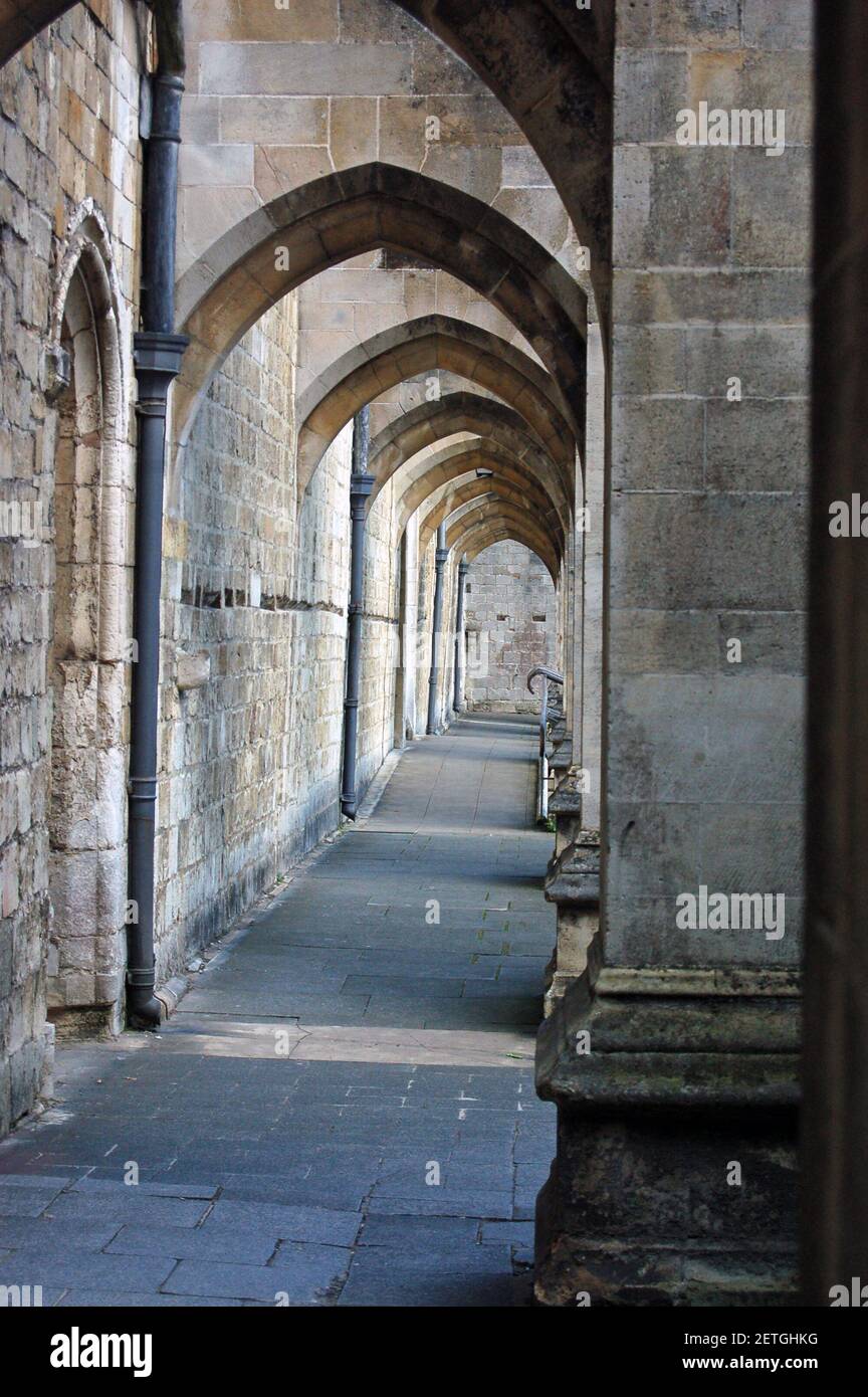 Wall buttresses hi-res stock photography and images - Alamy