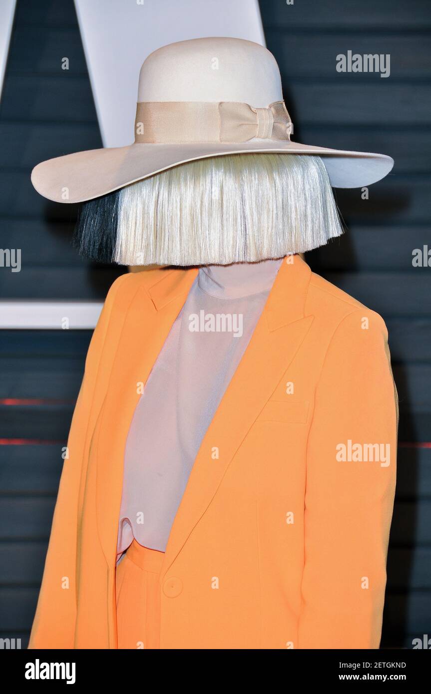 Sia walking the red carpet at the 2017 Vanity Fair Oscar Party hosted ...