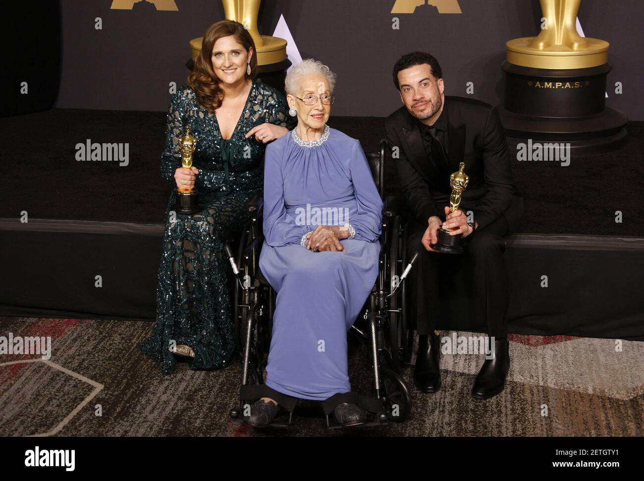 Producer Caroline Waterlow and director/producer Ezra Edelman, winners ...