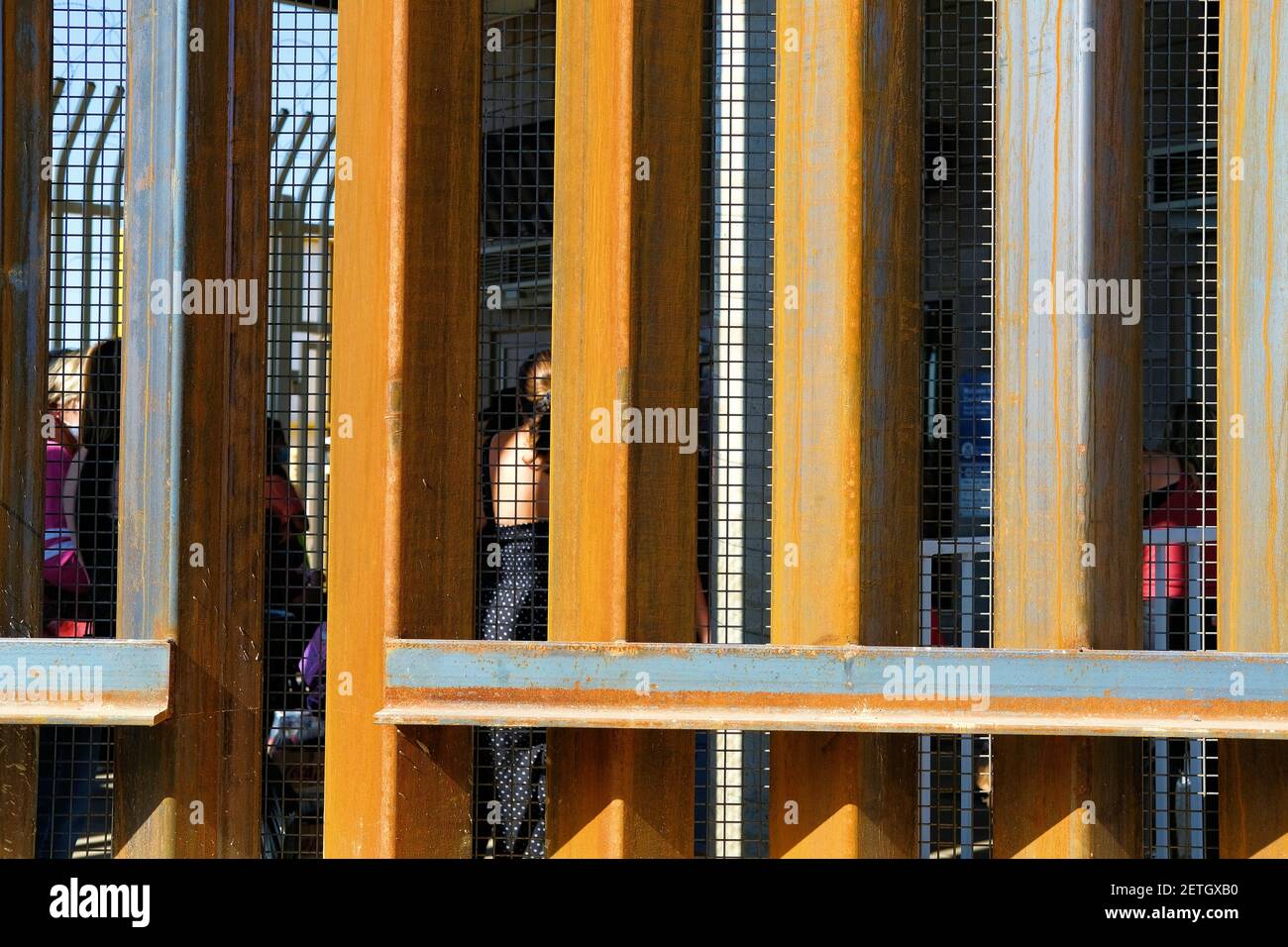 U s mexico border crossing hi-res stock photography and images - Alamy