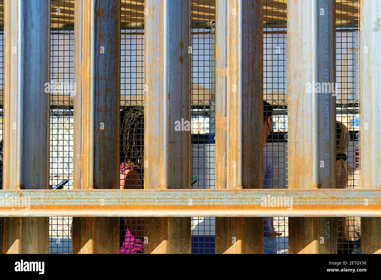 The mexican side of the u s border hi-res stock photography and images ...