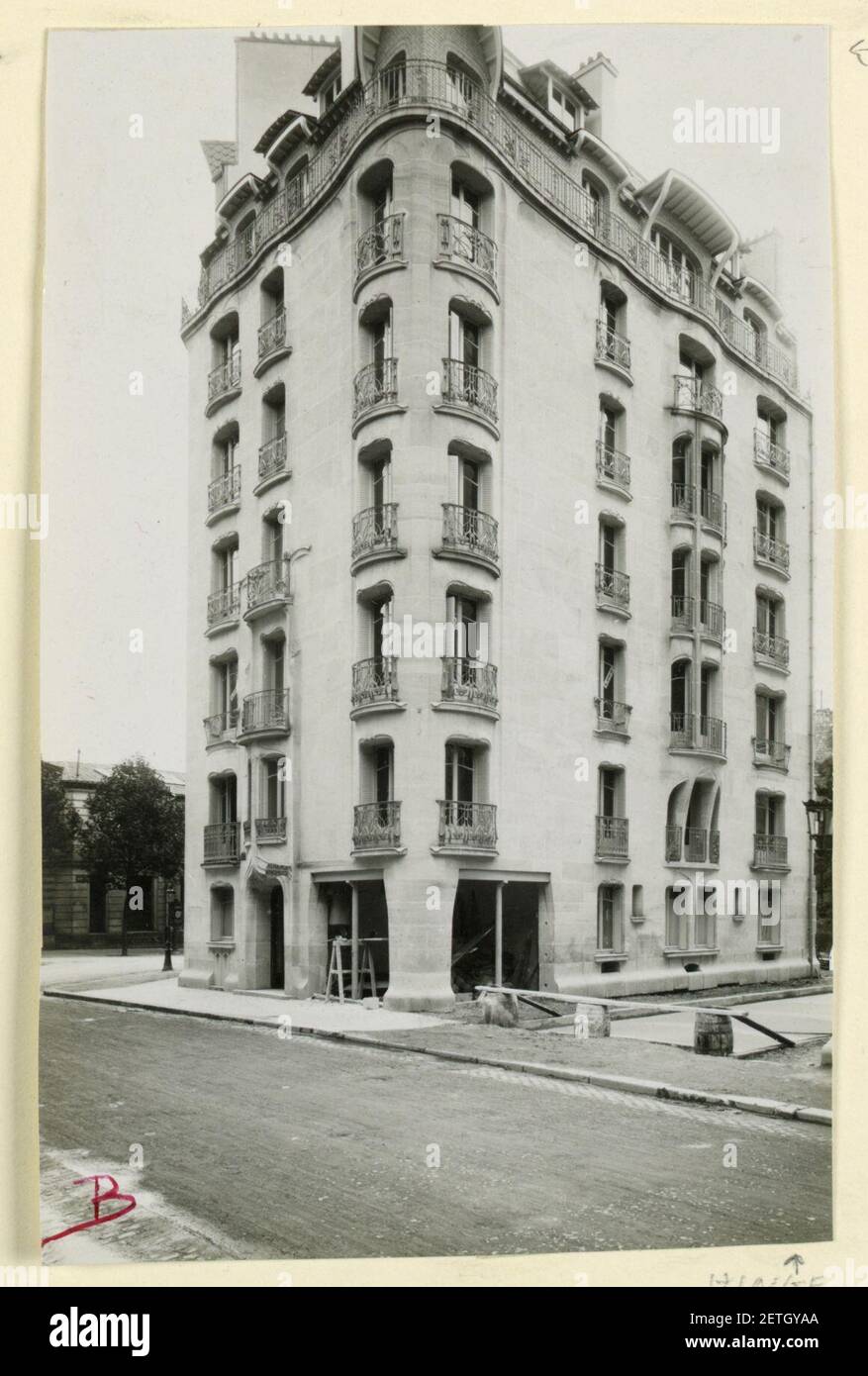 Designed 1911 hi-res stock photography and images - Alamy