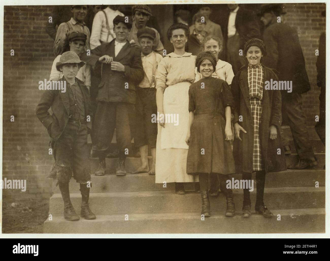 Noon thirty hi-res stock photography and images - Alamy